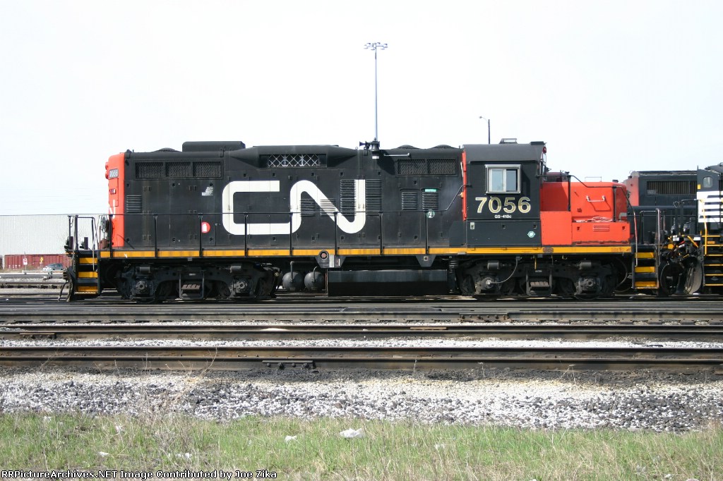 CN 7056 GP 9RM